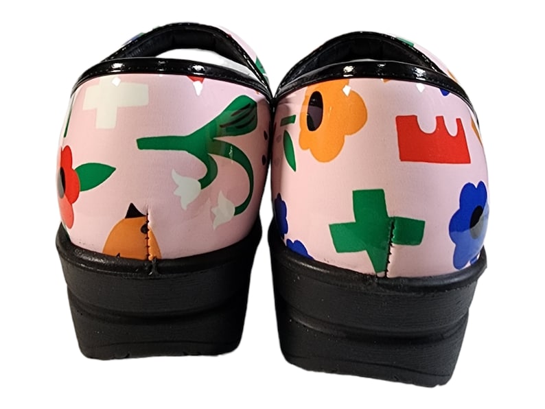 Slip-resistant Women's Clogs: Flower Doodle, Lightweight Nurse Shoes - Etsy