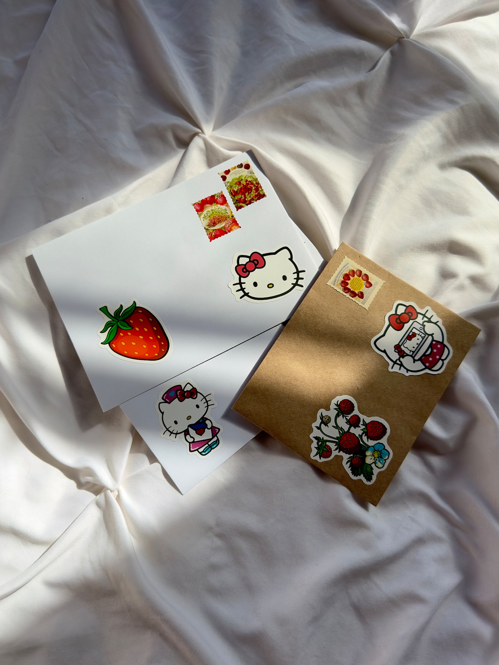 Strawberry Scrapbook Kit, Stationary Gift for Scrapbooking and Junk ...