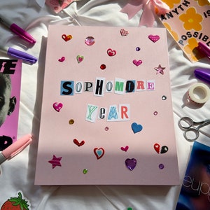 Sophomore Year Scrapbook, School Memory Journal, 110 Sheets, 11 X 8.5 ...