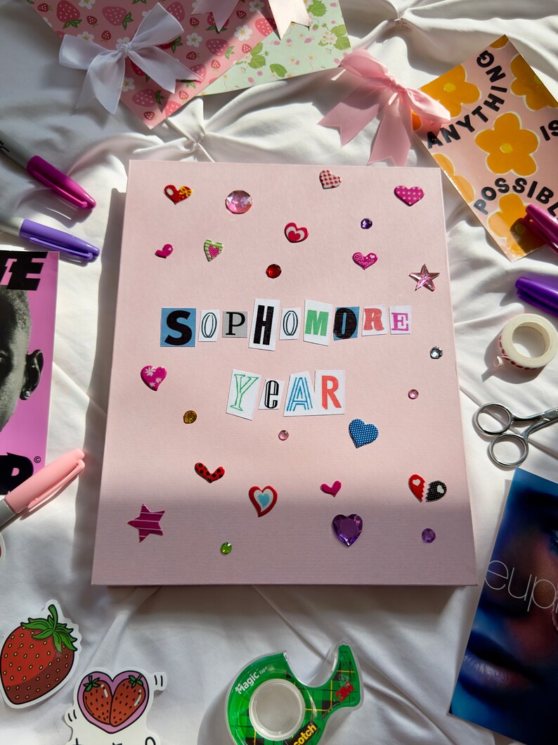 Sophomore Year Scrapbook, School Memory Journal, 110 Sheets, 11 X 8.5 ...