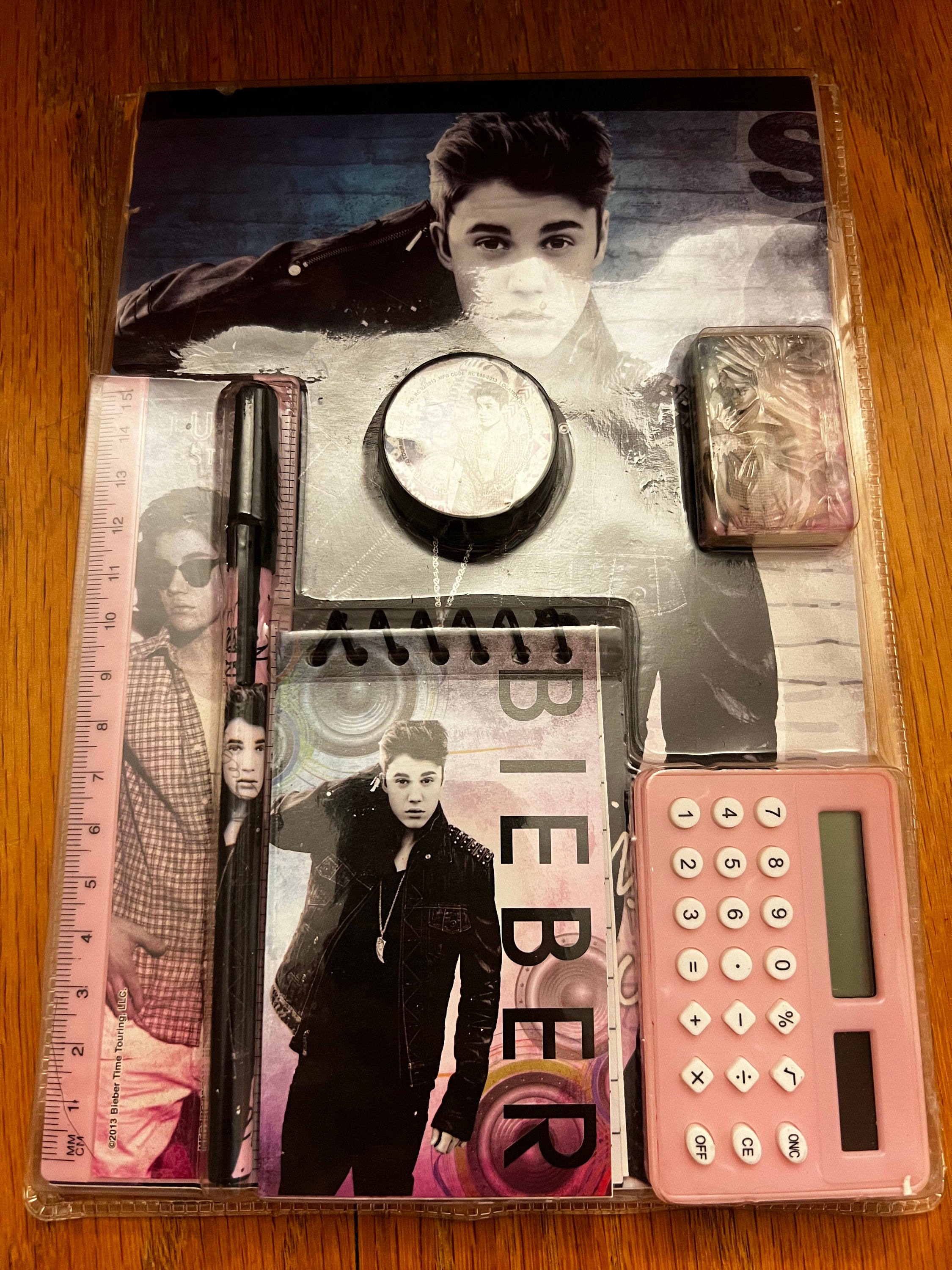 Justin Bieber Binder