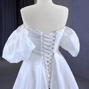 White off Shoulder Puff Sleeve Sweetheart Neck Pleated Mini Dress With ...