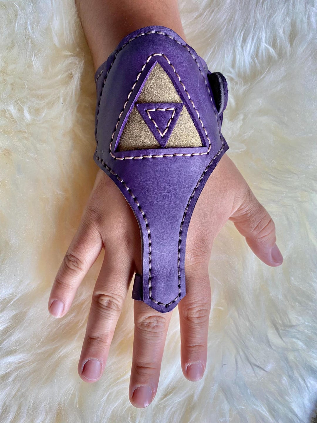 Legend of Zelda Hand Guard / Bracelet - Etsy