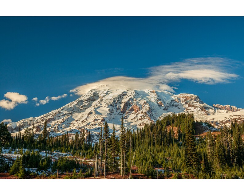 Landscape Photograph of Lenticular Cloud Cap on Mt Rainier at the ...