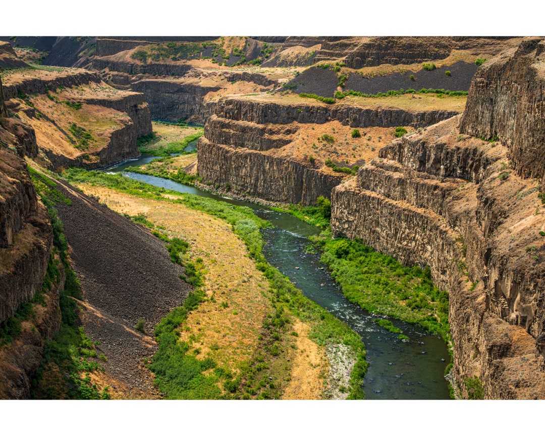 Landscape Photograph of Palouse River Winding Through Basalt Cliffs of ...