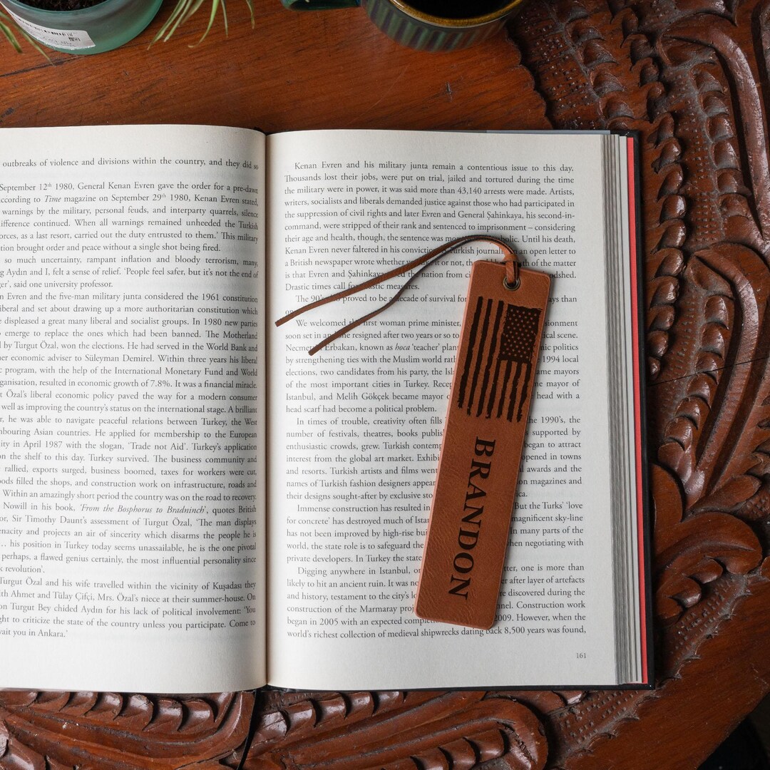 Vintage American Flag Bookmark, Custom Leather Corner Bookmark ...