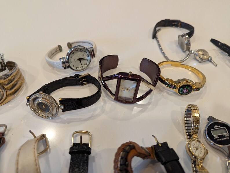 Vintage Watch Collection - Etsy