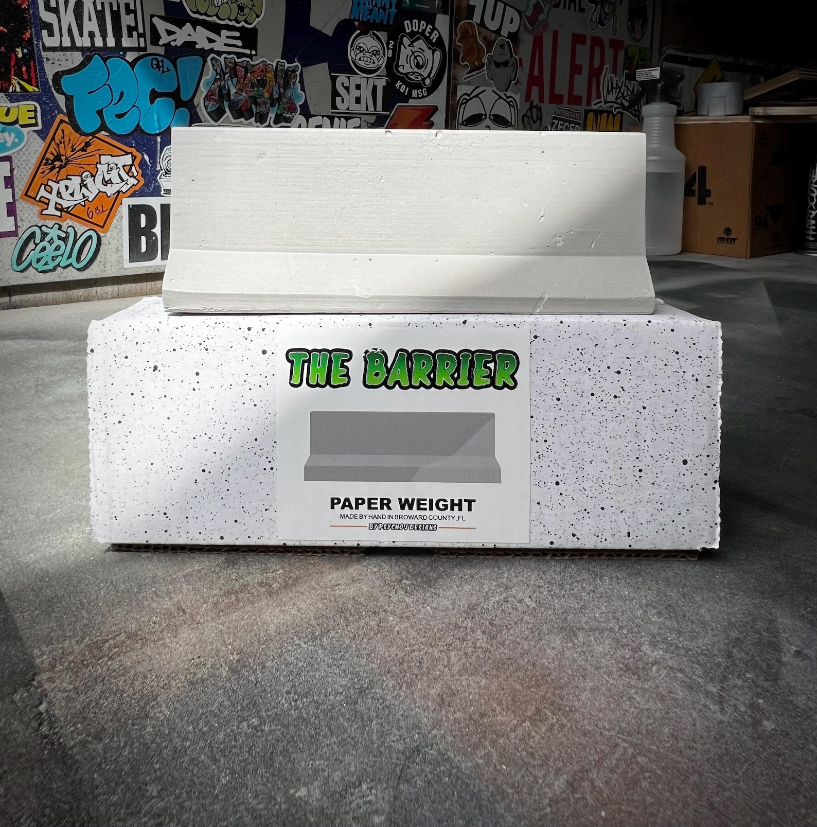 Graffiti Traffic Barrier, Jersey Barrier, Mini Fingerboard Concrete ...