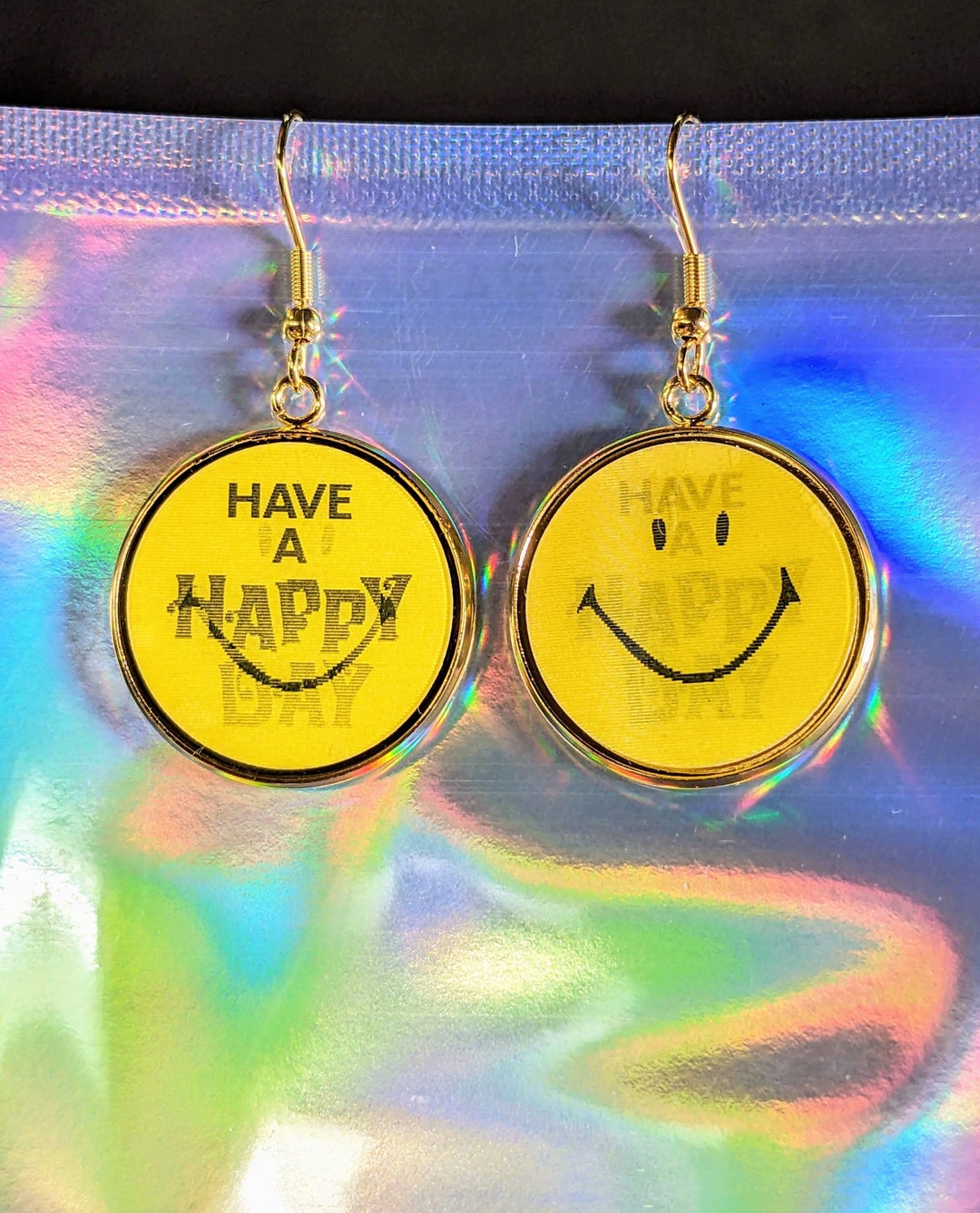 Vintage 1960s Hippie Lenticular Vari-vue Flicker Yellow Smiley Face ...