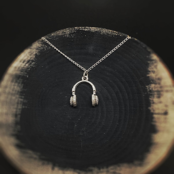 Headphone Necklace - Etsy UK