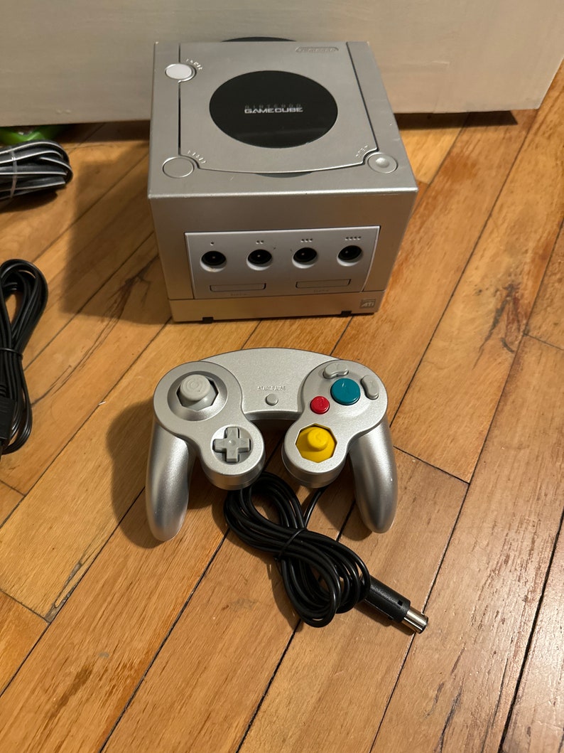 Complete Nintendo Gamecube System Bundle Platinum Silver All Cleaned ...