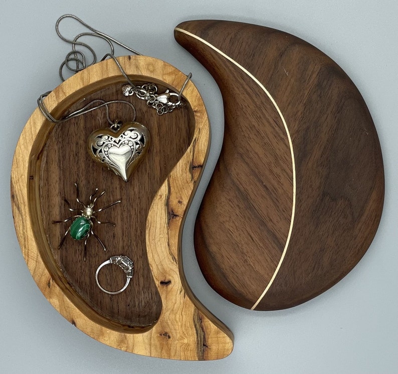 Handcrafted Keepsake Box - Etsy