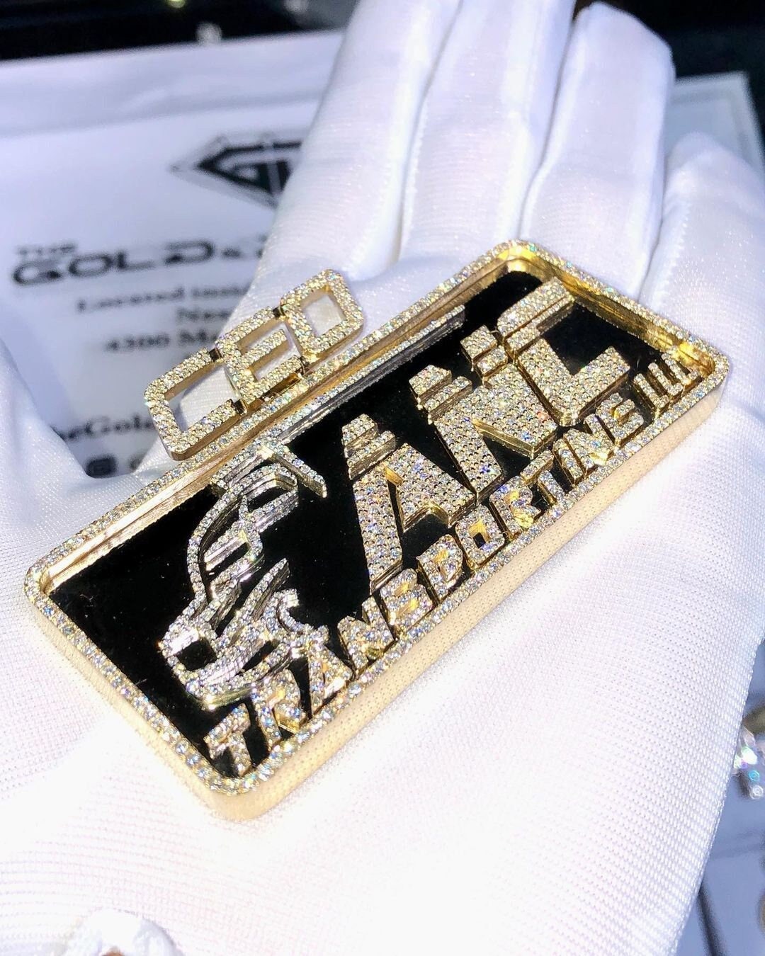 Iced Out VVS Diamond Logo Pendant Custom Made Design Moissanite Hip Hop ...