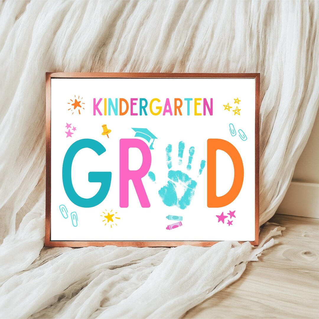 Kindergarten Grad Handprint Art, Kindergarten Graduation Handprint ...
