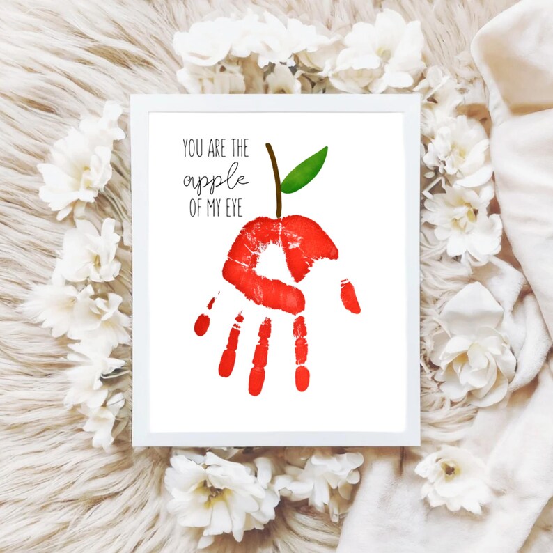 Apple of My Eye Handprint Art Craft DIY, Fall Handprint Craft, Autumn ...