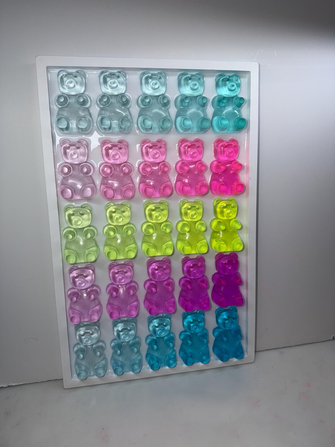 Rainbow Ombre Resin Gummy Bear Wall Art: 3D Pop Art Decor, Nursery Kids ...