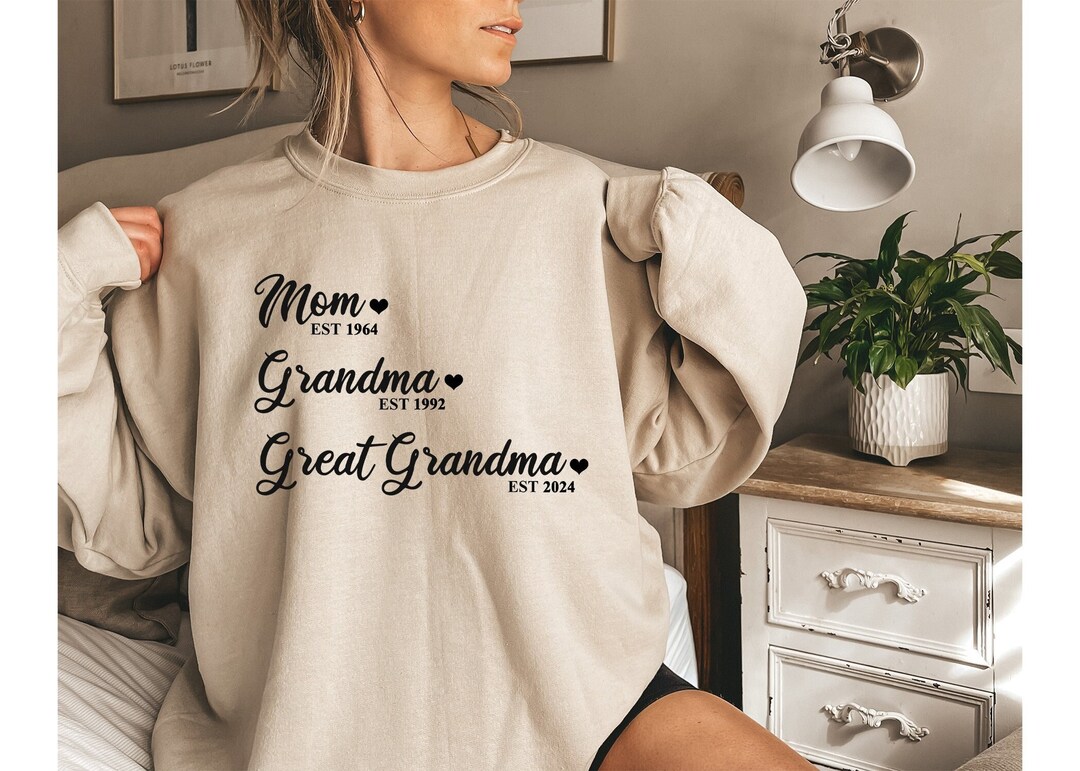 Custom Mom Grandma Great Grandma Sweatshirt,mom Nana Mimi Est Shirt ...