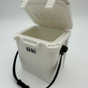 Miniature Yeti Cooler Roadie | 3D Printed |1:6 Scale - Etsy
