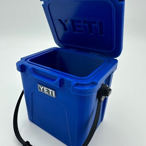 Miniature Yeti Cooler Roadie | 3D Printed |1:6 Scale - Etsy