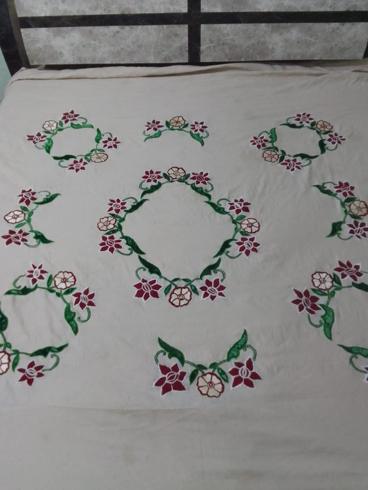 Hand Embroidery Bed Sheet Designs