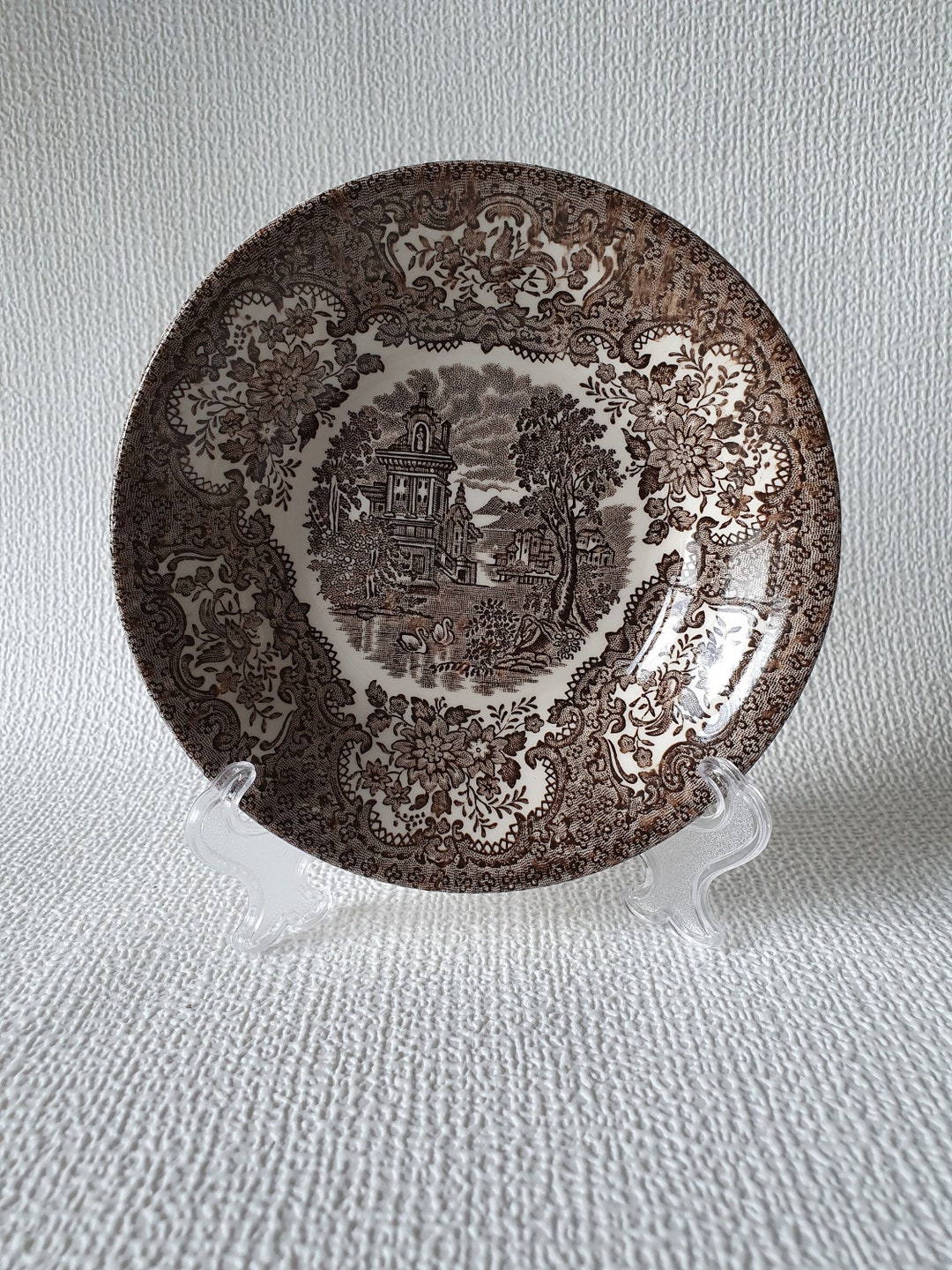 English Ironstone Tableware Ltd Staffordshire England Bowl in Brown and ...