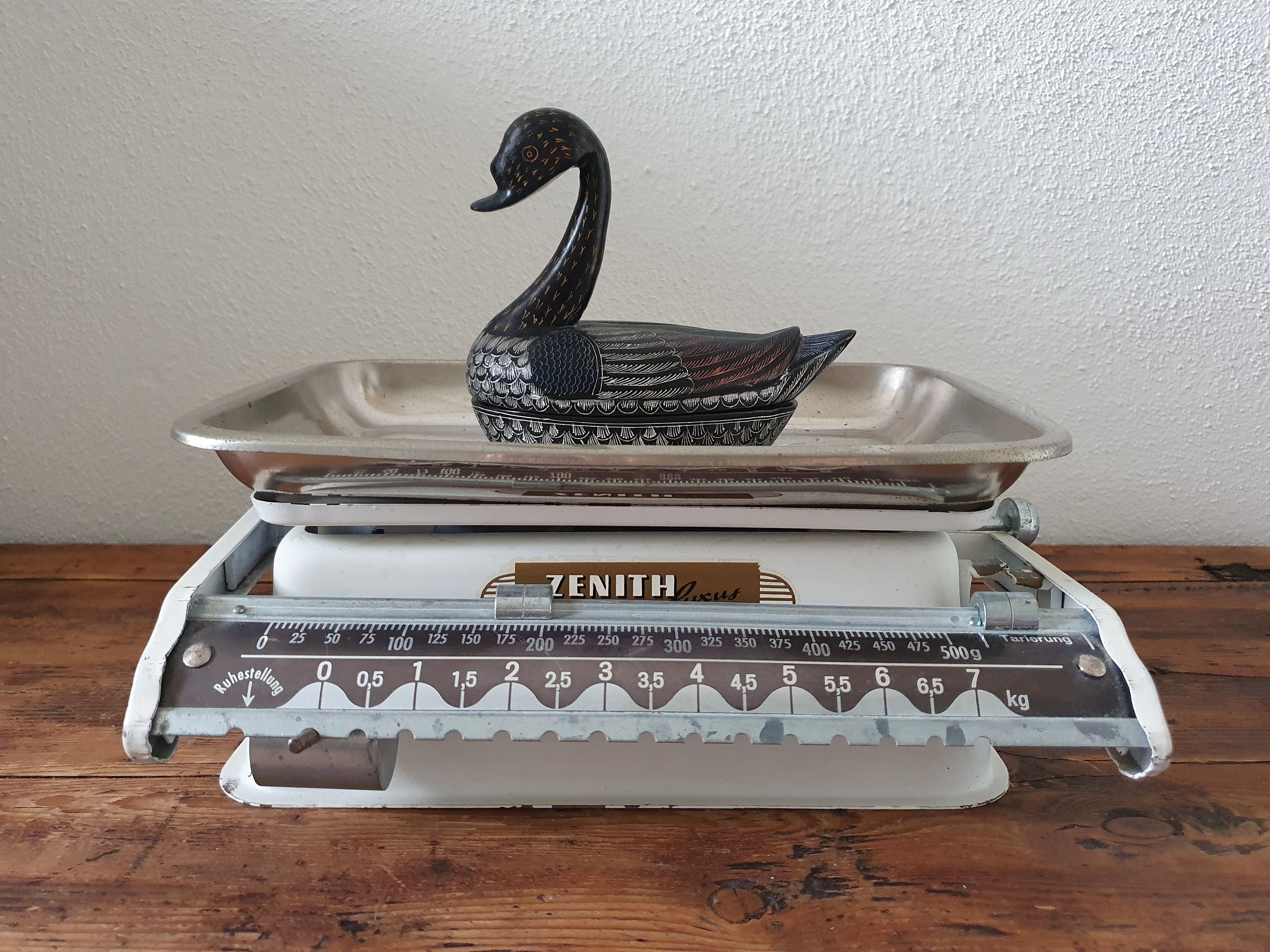 Zenith Luxus Vintage Kitchen Scale With Tray, Midcentury Design ...