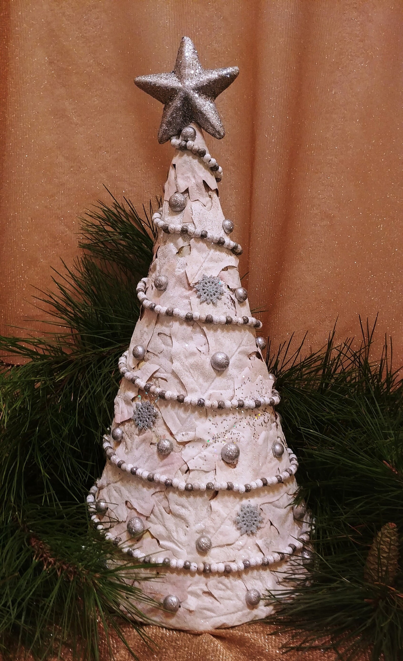 White Tabletop Christmas Tree. Victorian Antique Style. Glam Roaring 20 ...