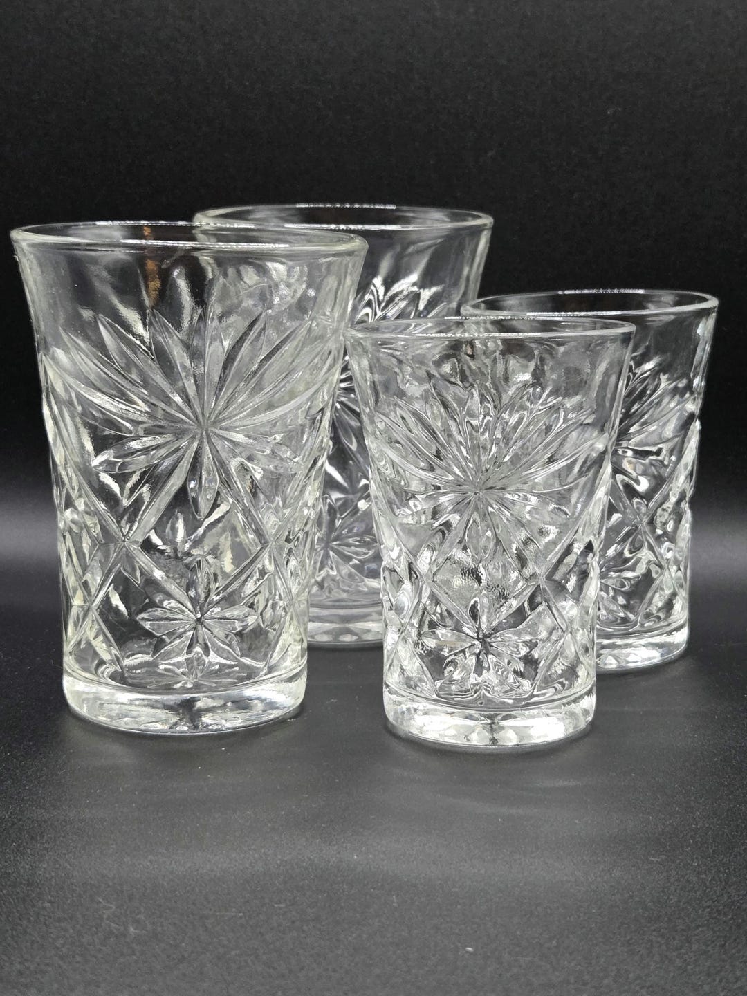 Vintage Anchor Hocking Prescut Oatmeal Starburst Juice Whisky Glasses ...