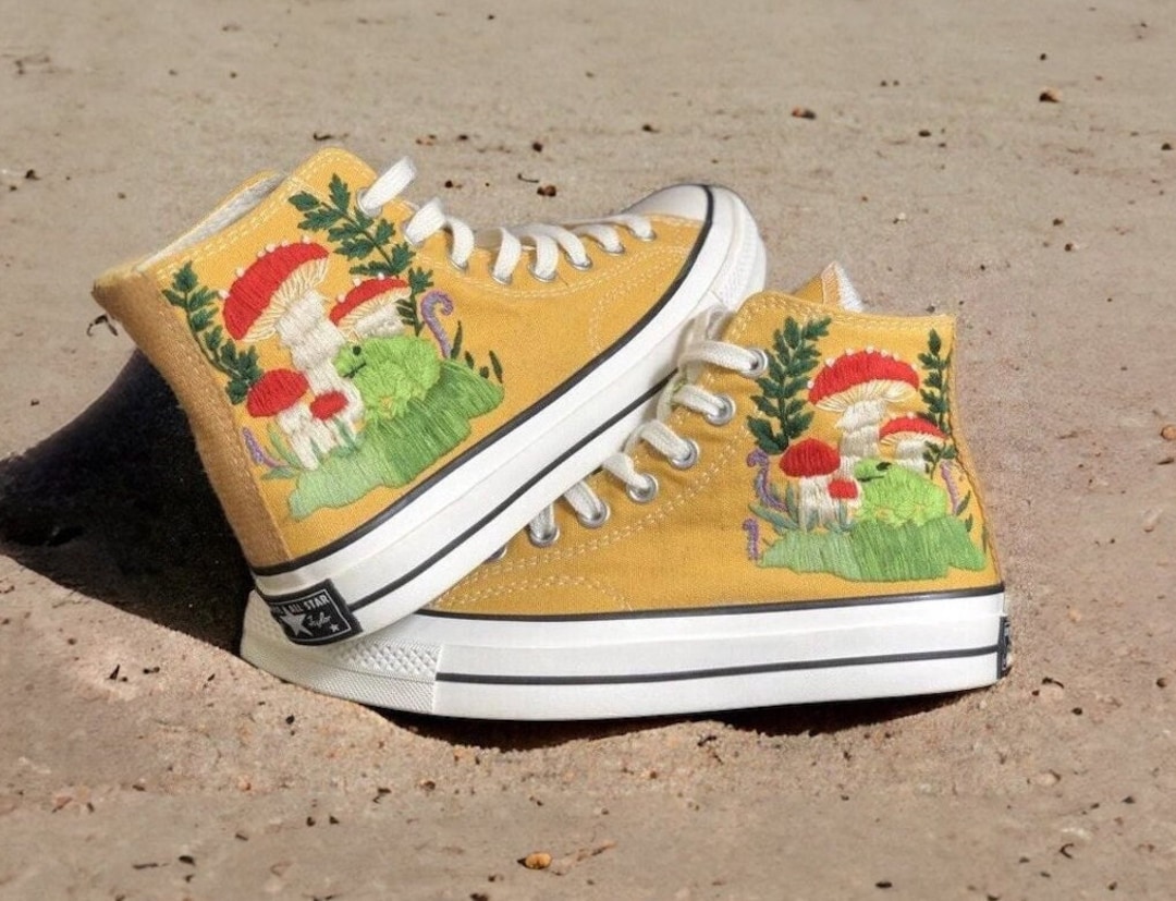 Embroidered Converse Mushroom and Frog/ Converse High Tops Chuck Taylor ...