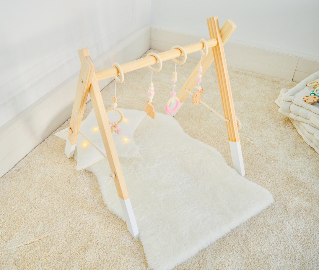 Montessori Wooden Gym With 4 Hanging Toys - Montessori Baby Gym With 4 ...