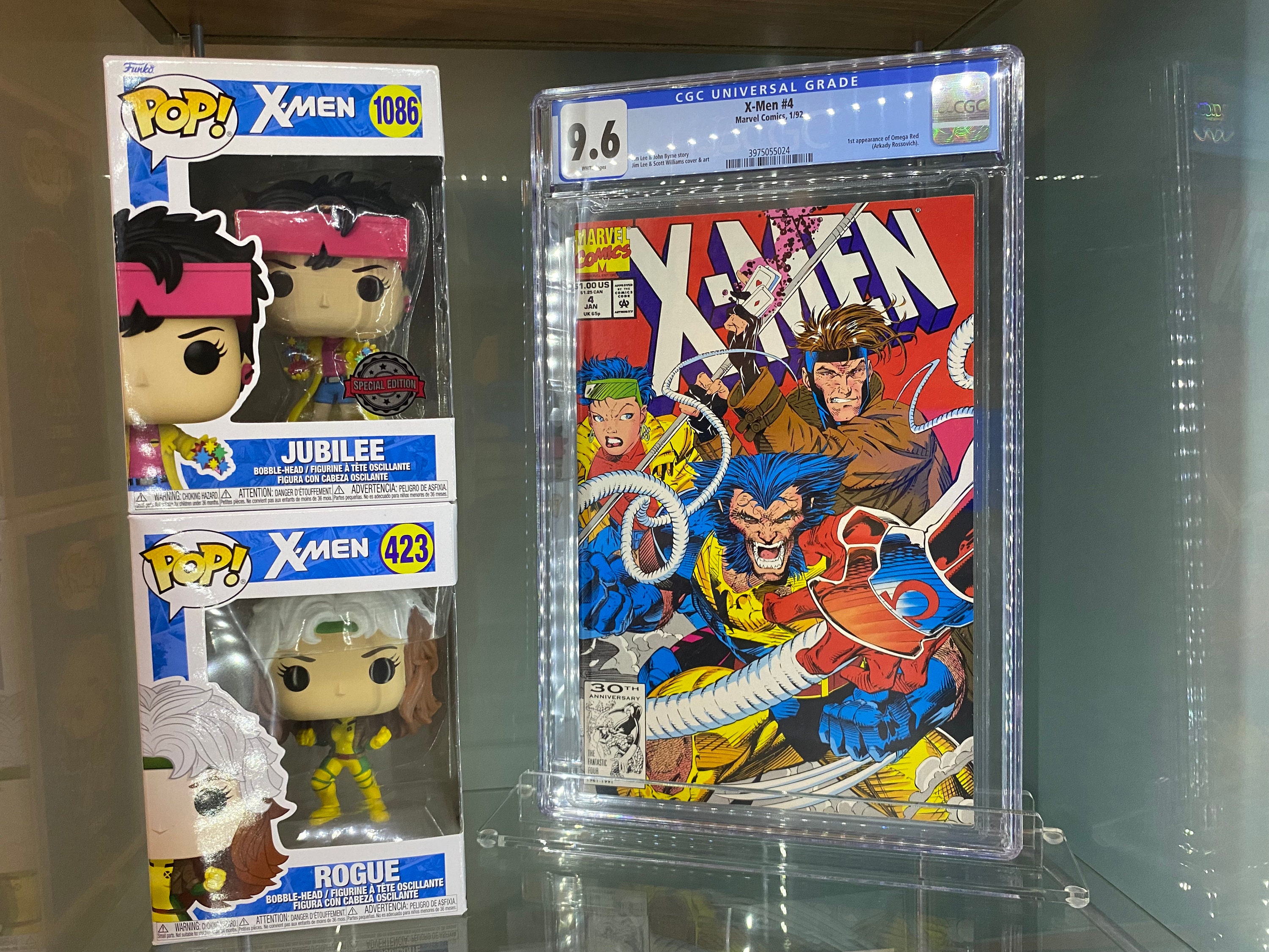 Acrylic Comic Book Display Stand With Non-slip Rubber Feet for CGC ...