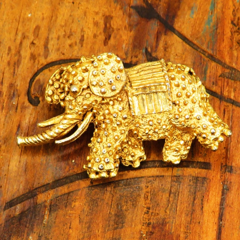 Elephant Brooch - Etsy