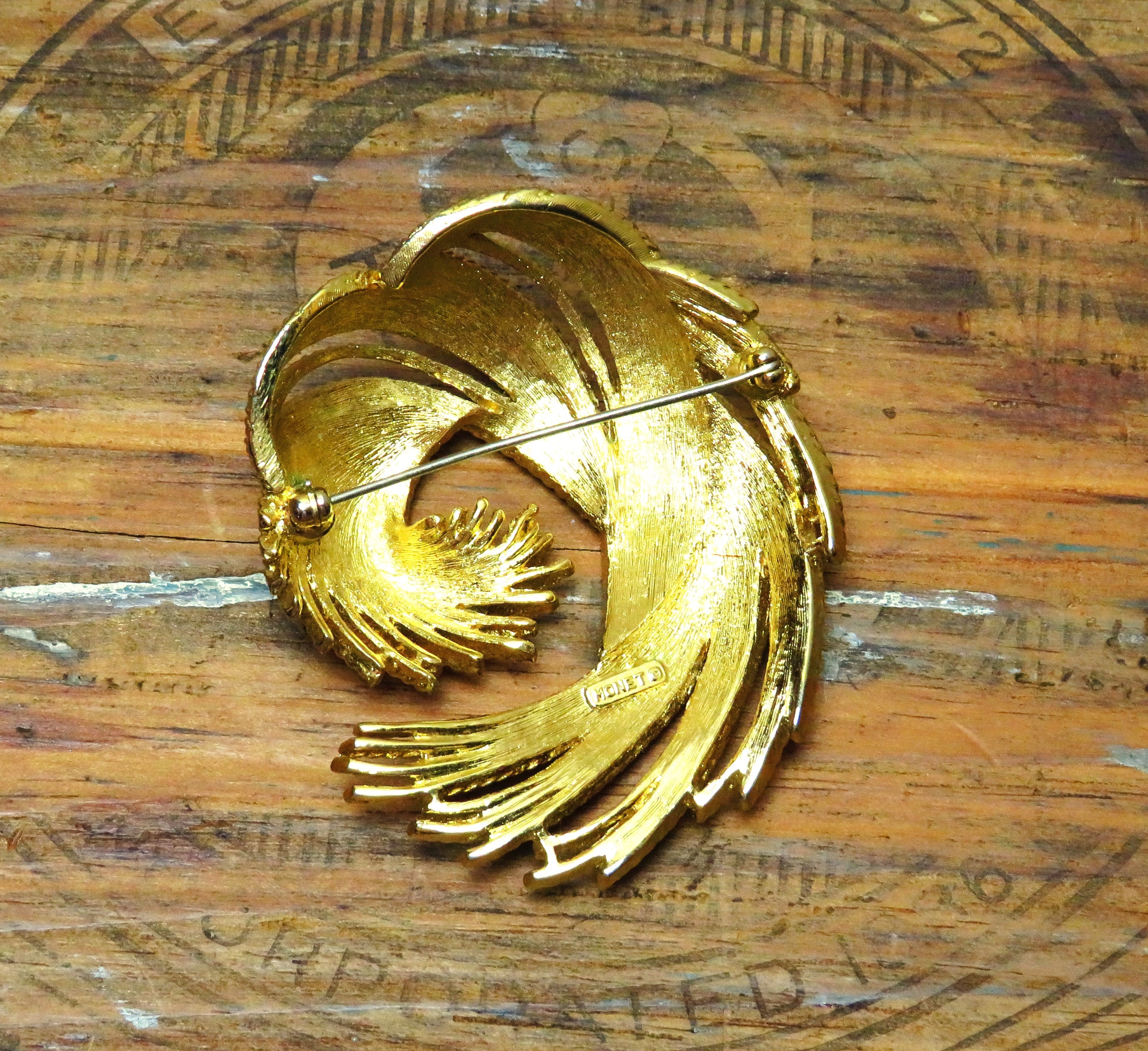 Large Monet Gold Tone Brooch, Swirl Rope Gold Pin, Signed Monet Large ...