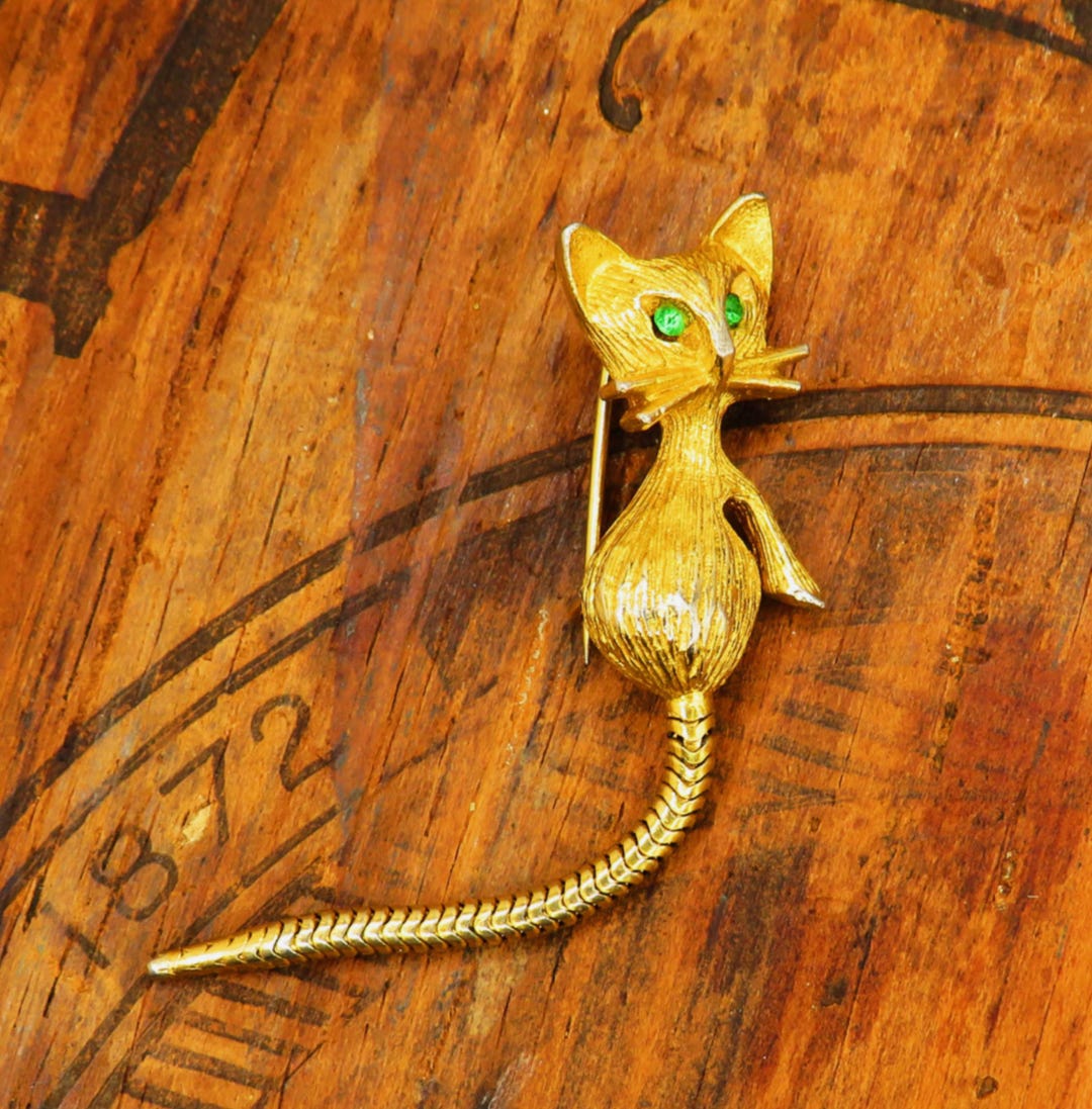 Vintage Gold Tone Cat Pin: Articulated Tail, Green Rhinestone Eyes - Etsy