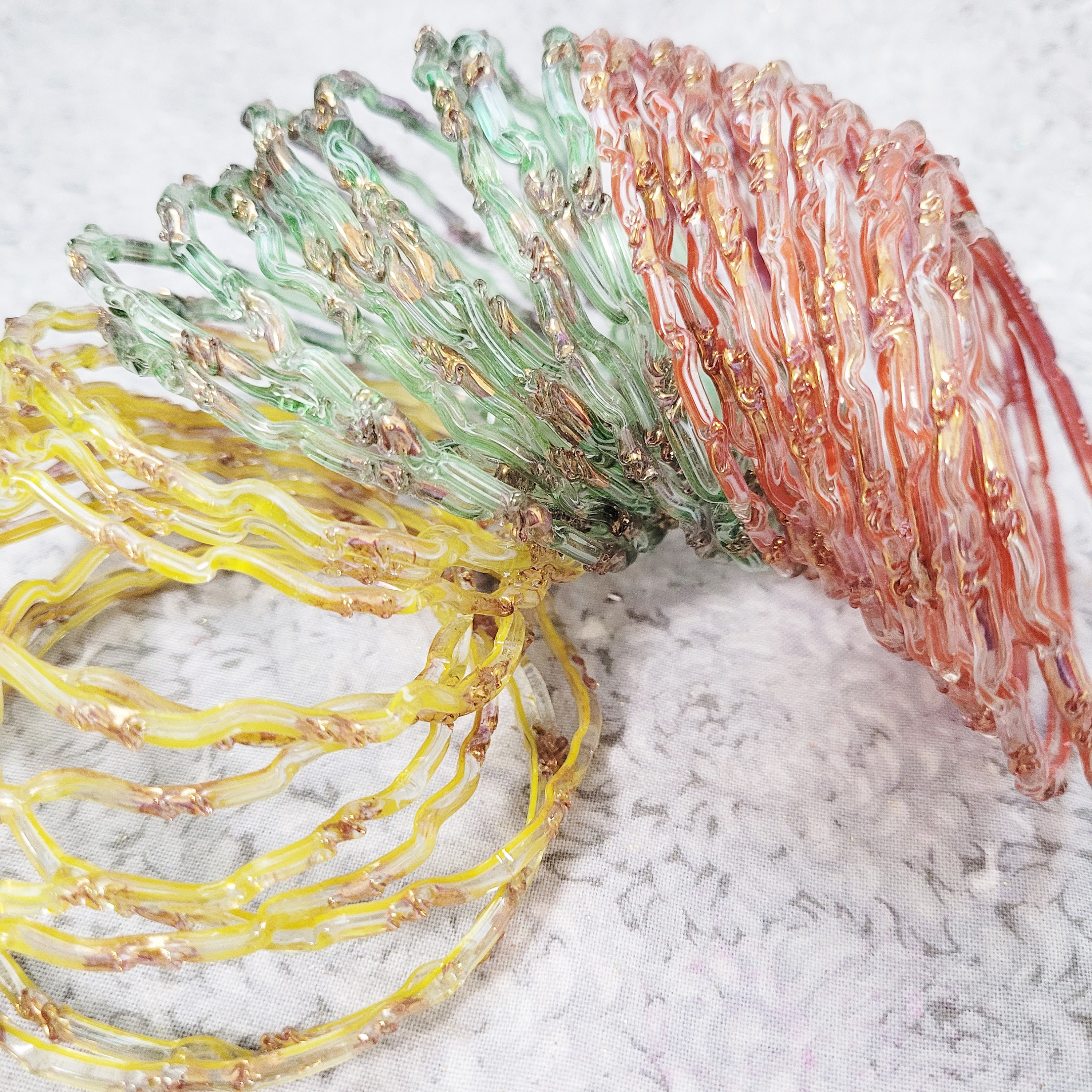 GLASS Bangles: Wavy Transparent Colored Glass Size 2-10 ML 12 Pieces 1 ...