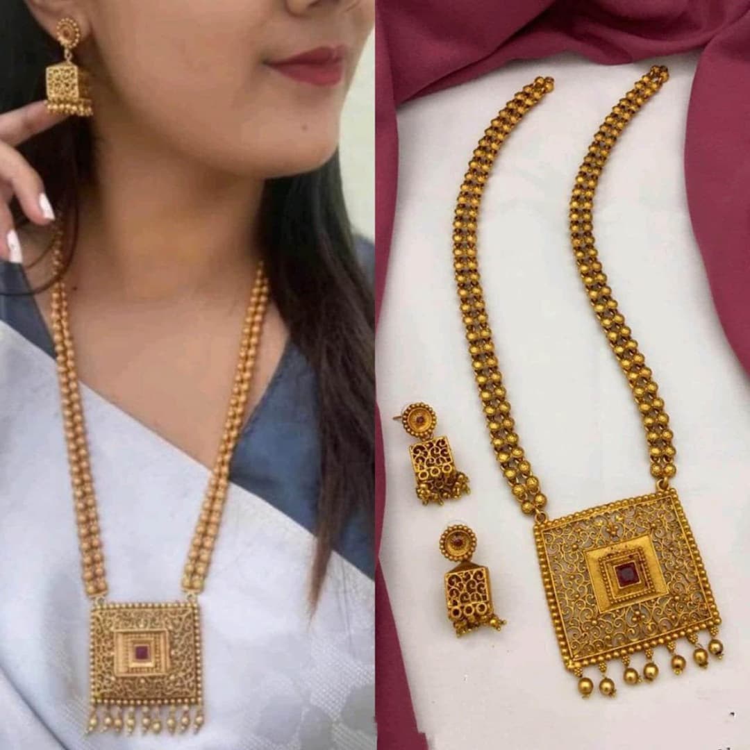 Saree Look Maharashtrian Long Chain Necklace Set Kasulaperu Long Haram ...