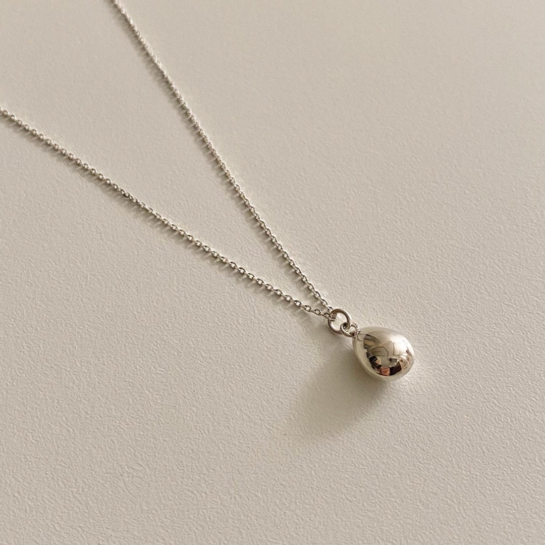 Sterling Silver Raindrop Pendant Necklace, Minimalist, Droplet, Elegant ...
