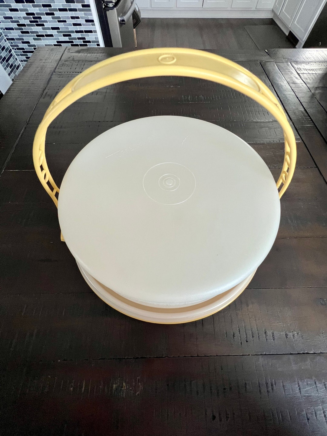 Vintage Tupperware Pie Keeper Harvet Gold #719-2, 720-1 - Etsy