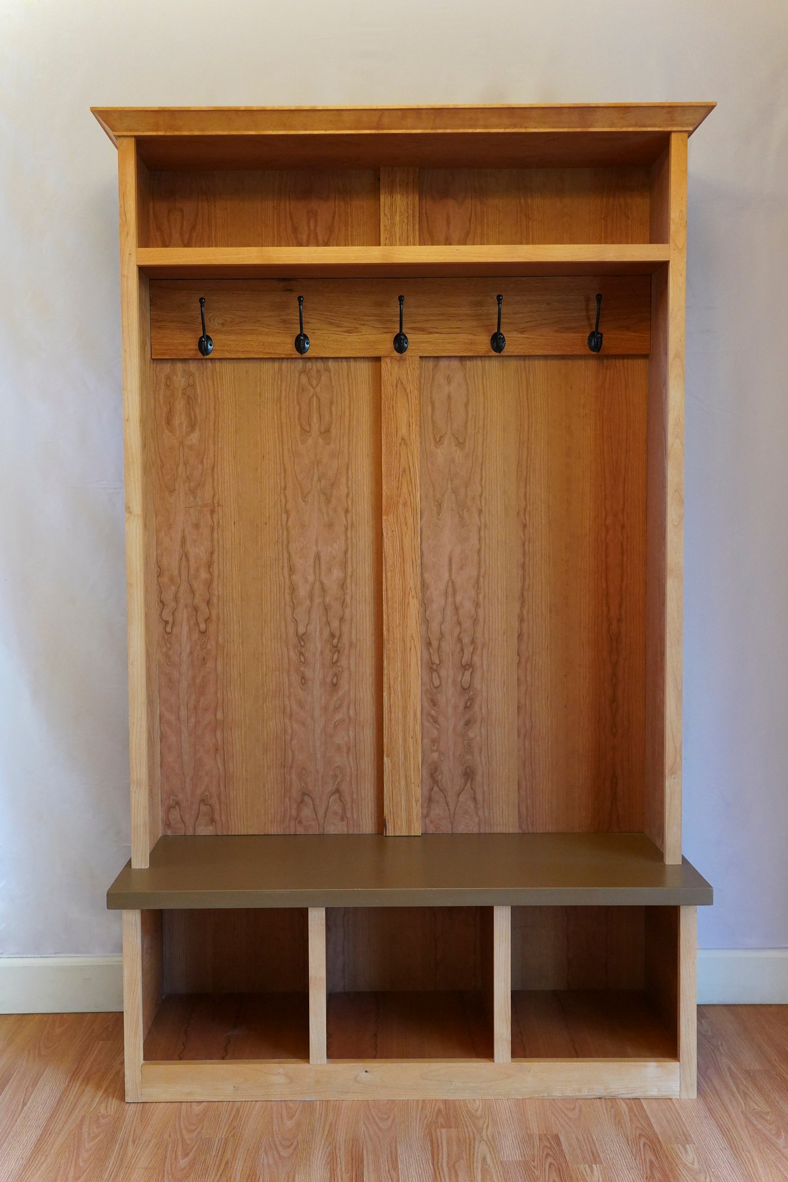 Traditional Style Hall Tree | Mudroom/entryway/hall/laundry Furniture ...