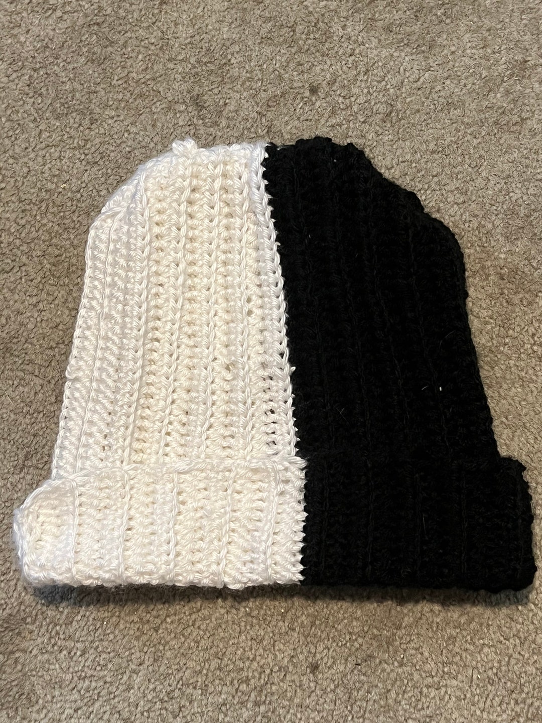 Half and Half Two Toned Beanie Pattern by Hyggecrochetco - Etsy