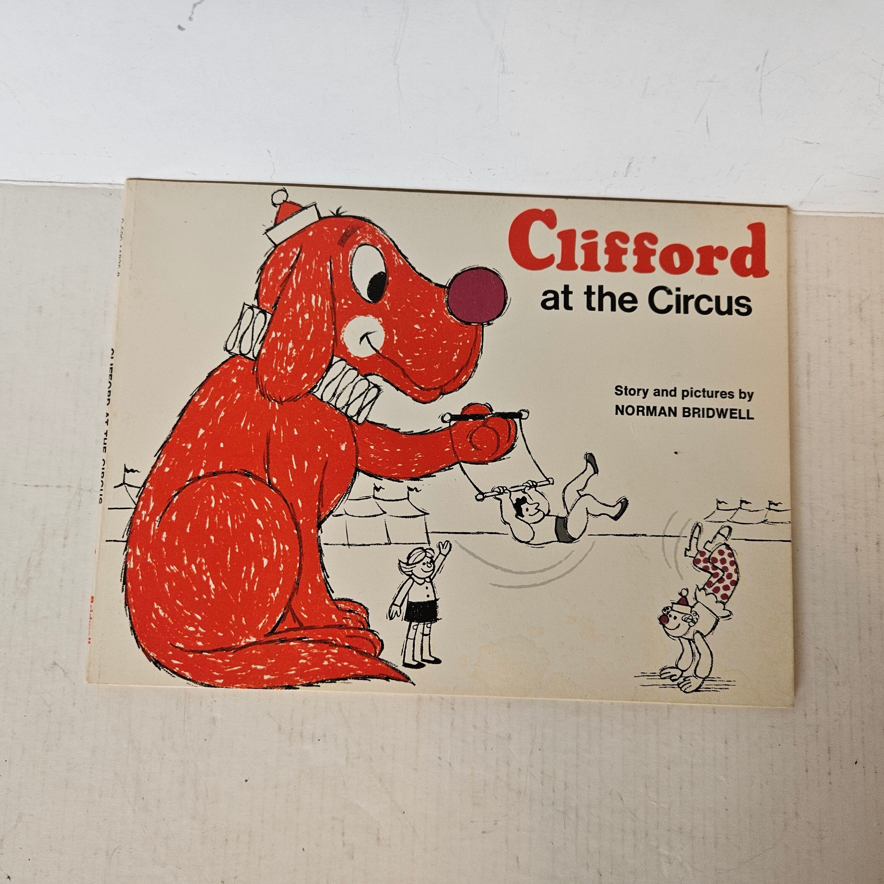 Vintage 1977 Clifford at the Circus by Norman Bridwell - Etsy