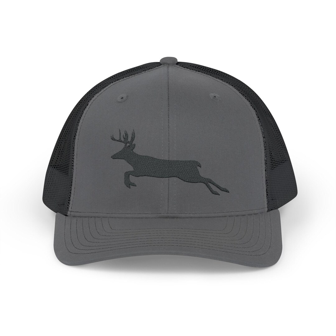 Embroidered Deer Motif Snapback Trucker Cap, Stag Jumping Hat, Outdoor ...