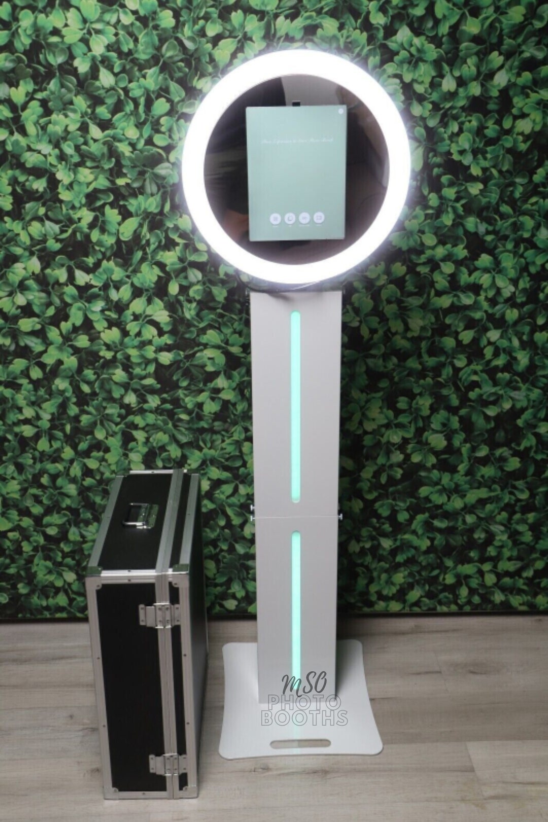 IPad Digital Photo Booth With Roaming Ring Light With a Free - Etsy