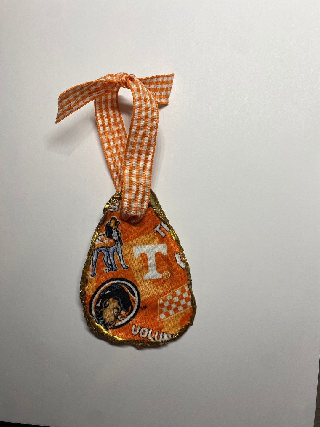 University of Tennessee Vols Hand Crafted Oyster Shell Ornament - Etsy