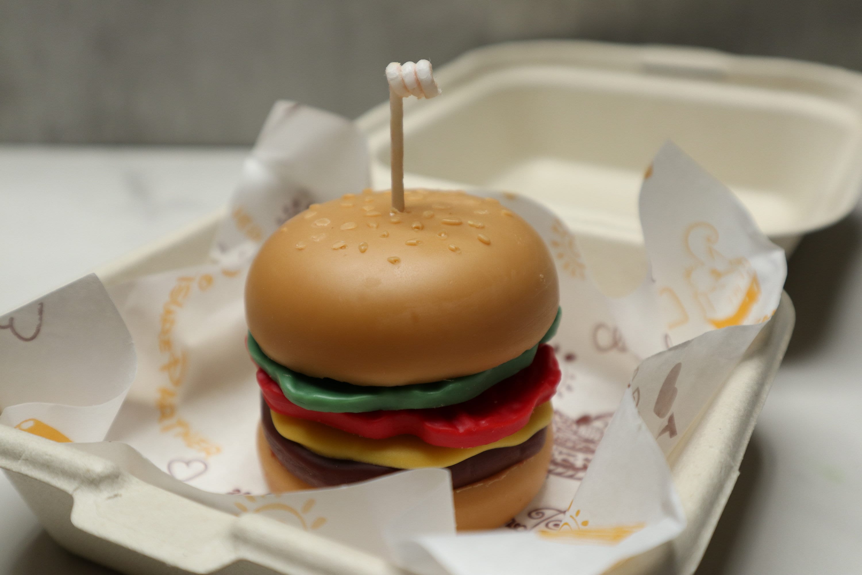Cheeseburger Candle – Unique Bakery Scented Food Candle, Realistic ...