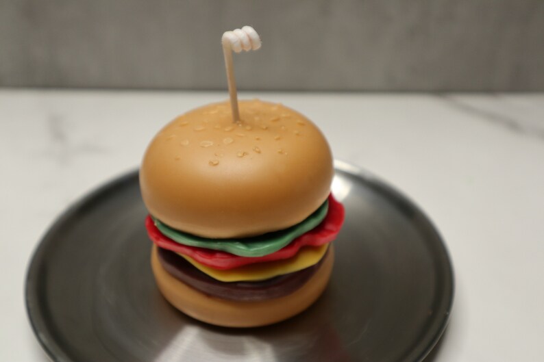 Cheeseburger Candle – Unique Bakery Scented Food Candle, Realistic ...
