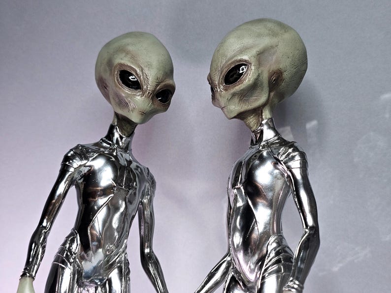 Chrome Grey Alien Figure: 1/6 Scale Hand-sculpted Roswell Area 51 UFO ...