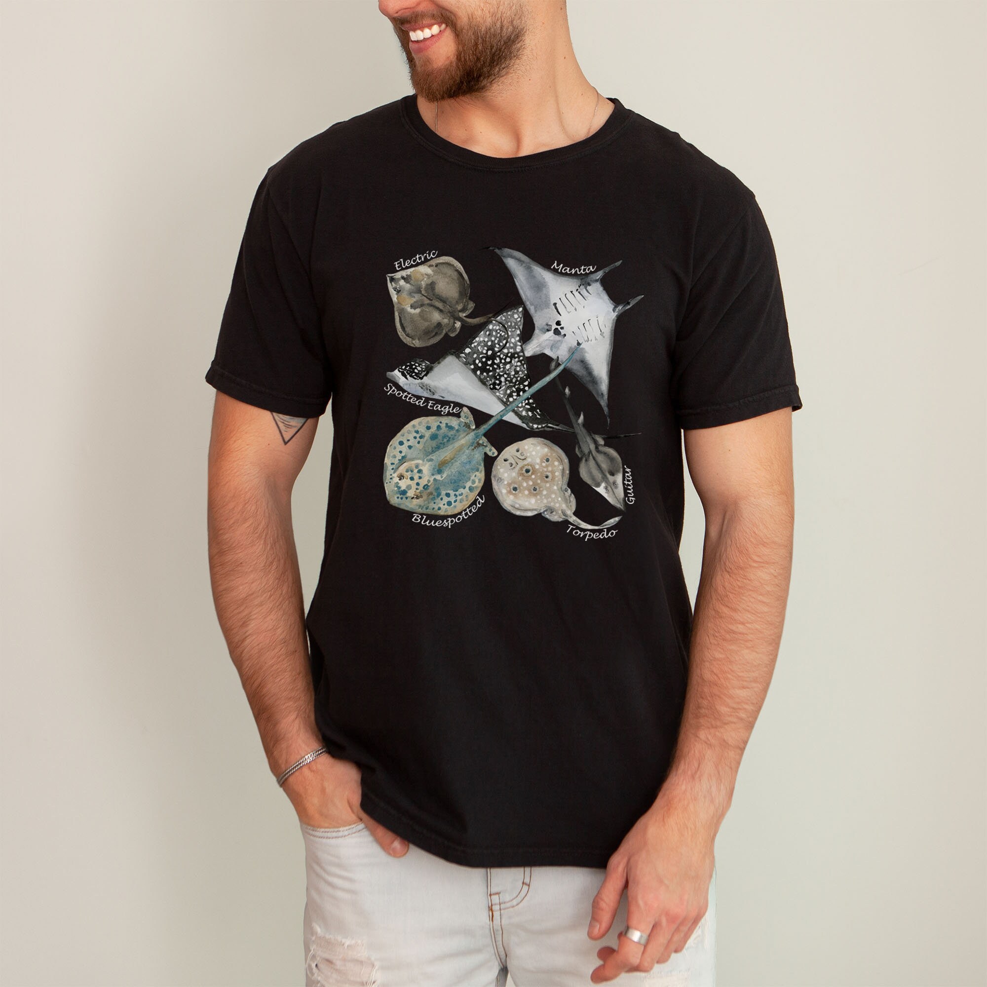 Unisex Ocean Rays Tee, Stingray Manta Ray Ocean Sealife T-shirt, Marine ...