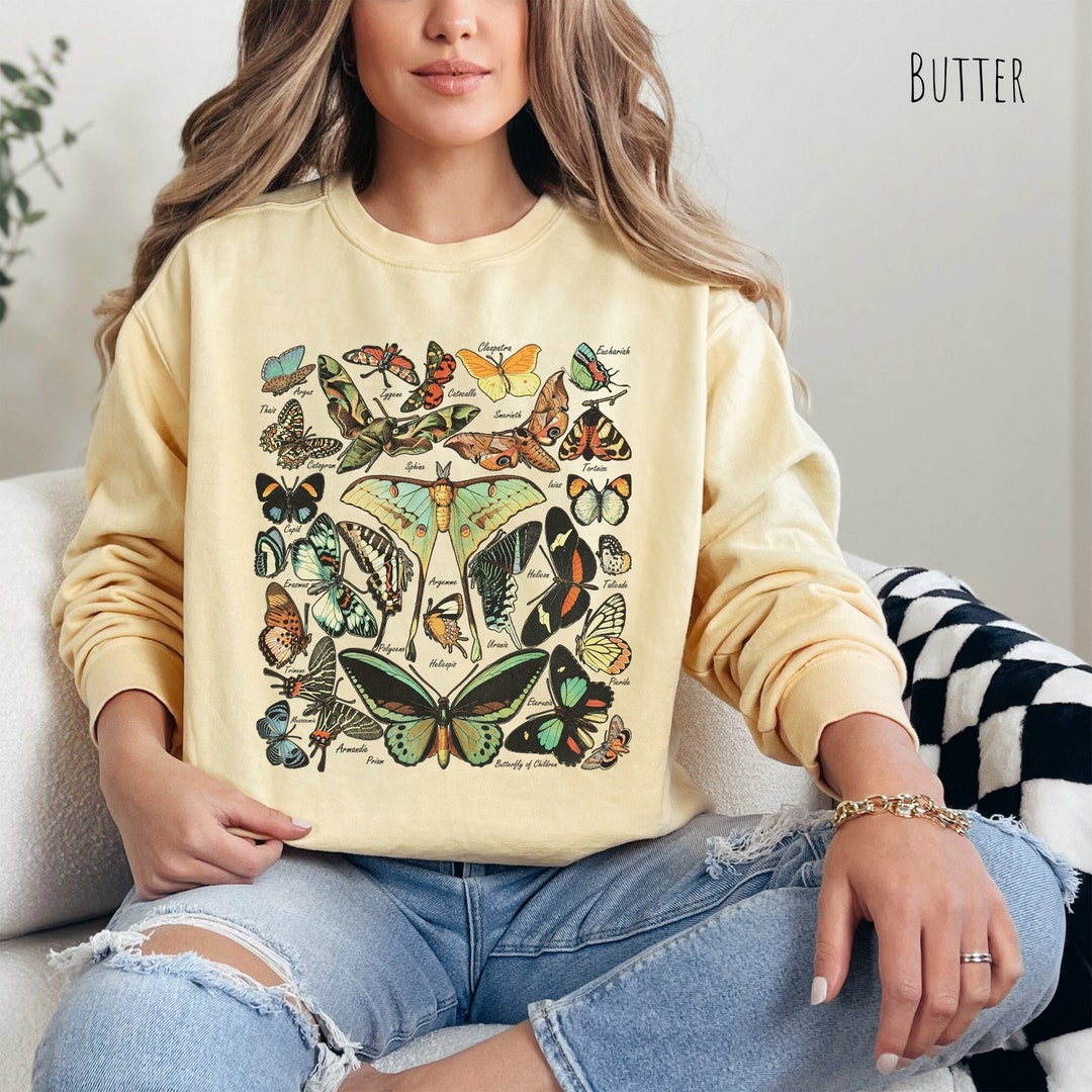 Vintage Butterfly & Moth Sweatshirt, Cottagecore Aesthetic Moth Sweater ...