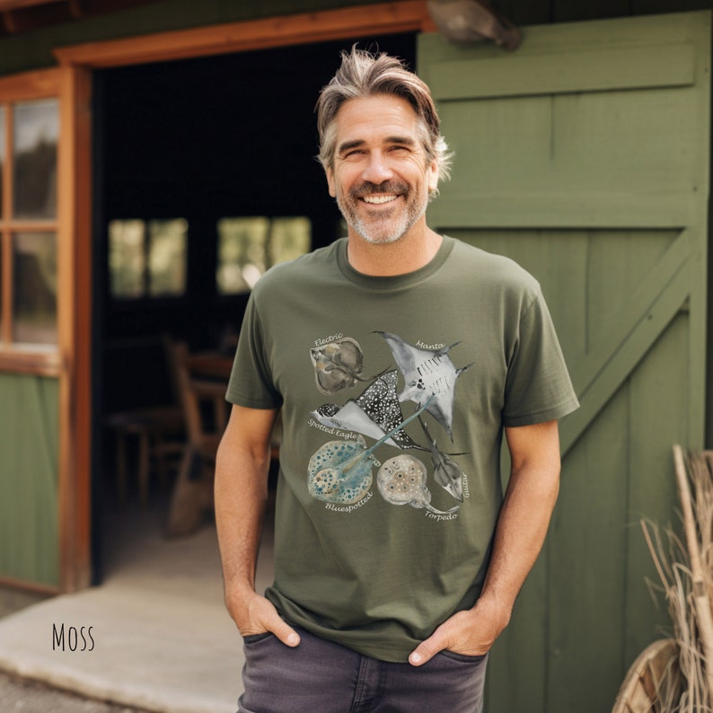 Unisex Ocean Rays Tee, Stingray Manta Ray Ocean Sealife T-shirt, Marine ...